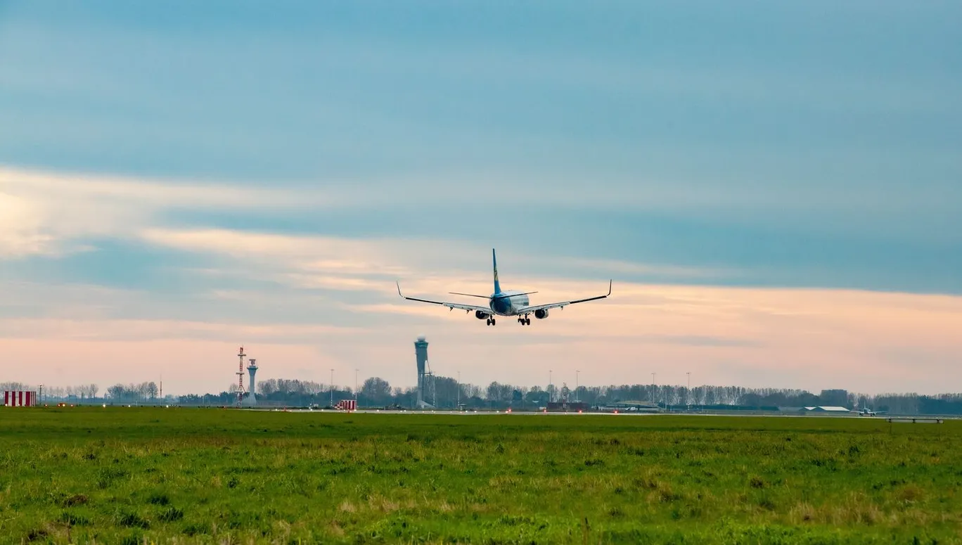SkyNRG has successfully raised €175M for sustainable aviation fuel ...